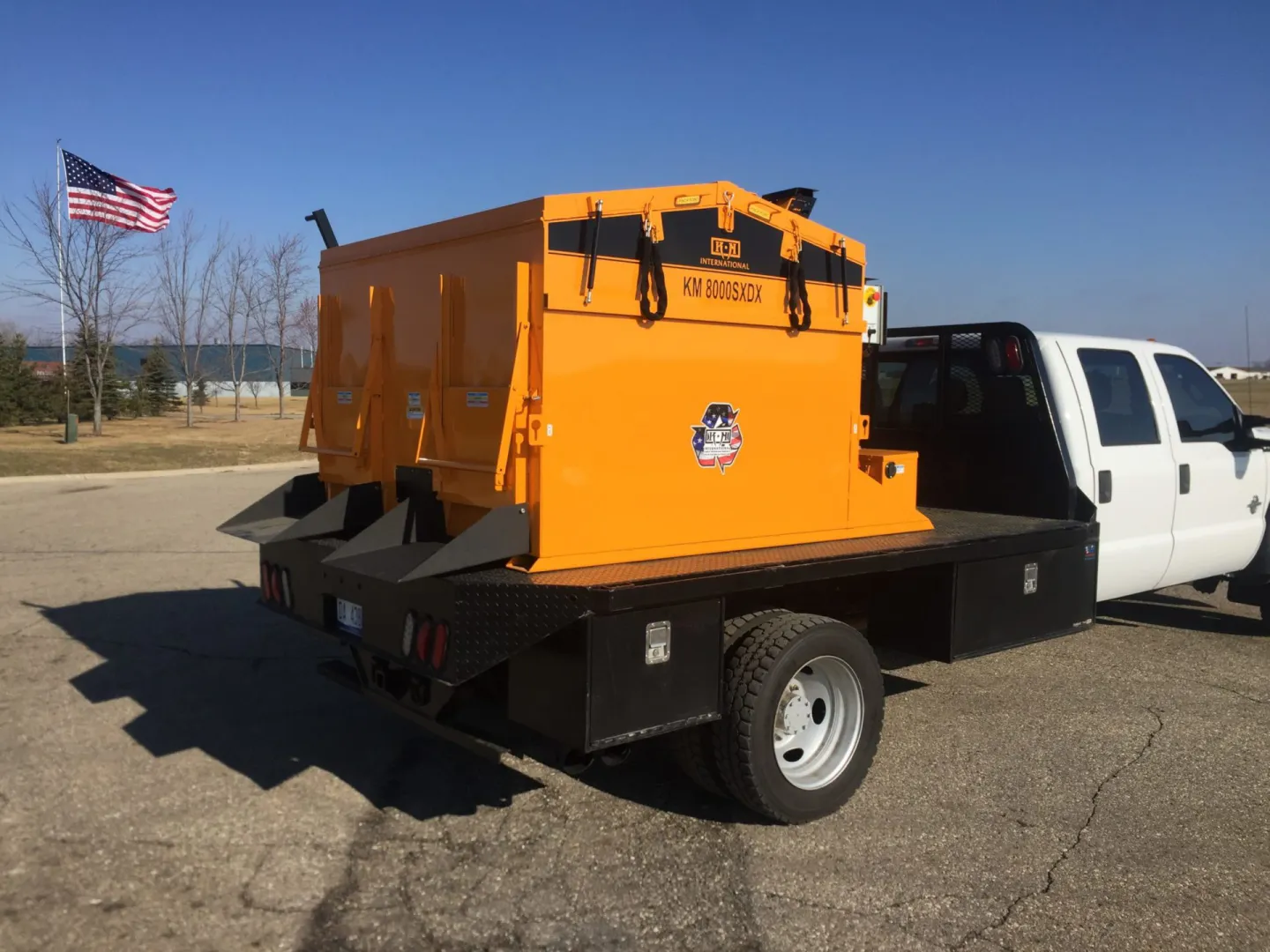 KM 8000SXDX Hot Box - Industrial Machine