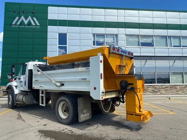 Industrial Machine - Slide-In Spreaders V-Box